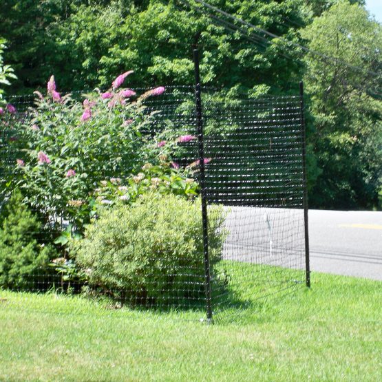 Ultimate 300-Feet Plus Deer Fencing Kit | Deerfence USA